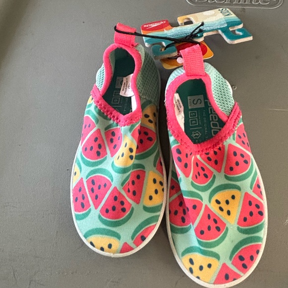 Speedo | Shoes | Nwt Size S 56 Speedo Pinkyellowteal Watermelon Beach ...